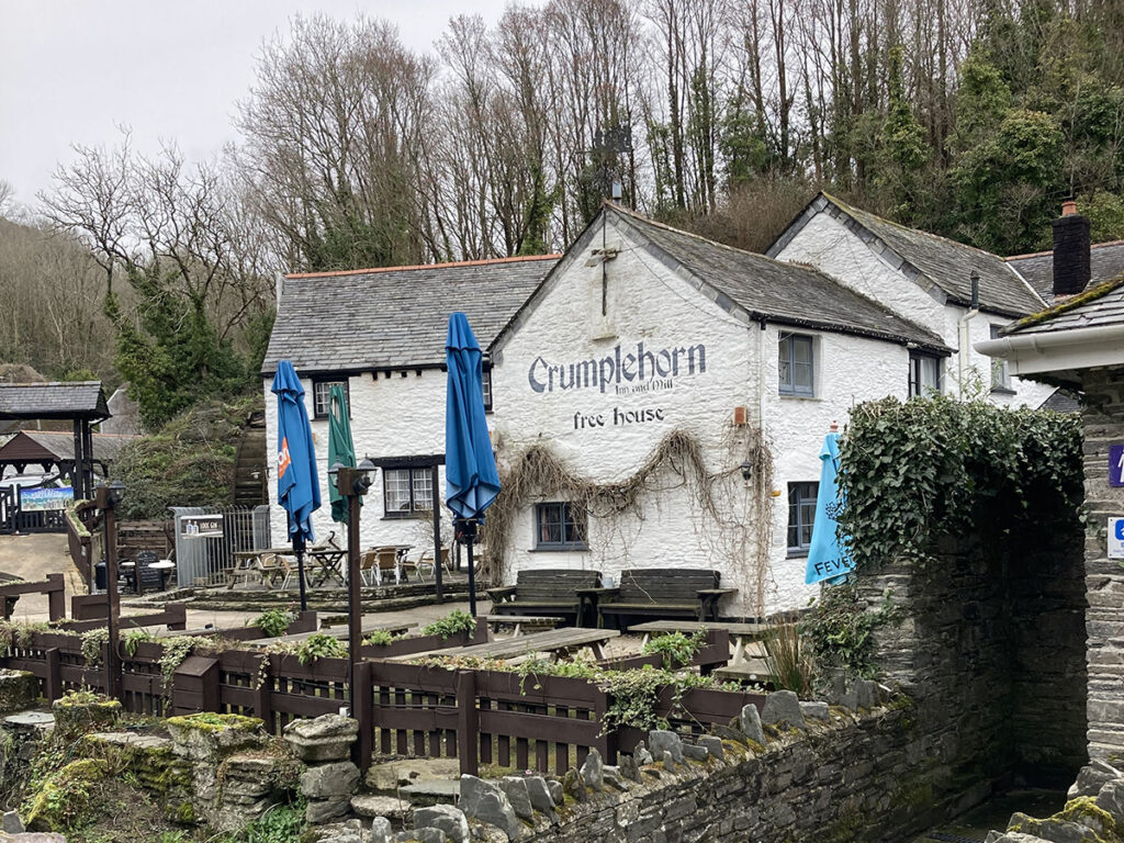 Polperro Tide Pool - Sisters of the Sea uk
